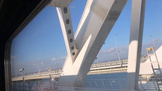 На поезде в Крым в Штормовое
