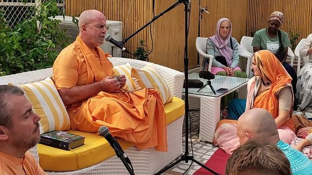 2023_11_20 | ББ Говинда Свами | Киртан перед лекцией, Вриндаван