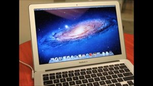 Apple MacBook Pro vs MacBook Air retina display || 2014 comparison