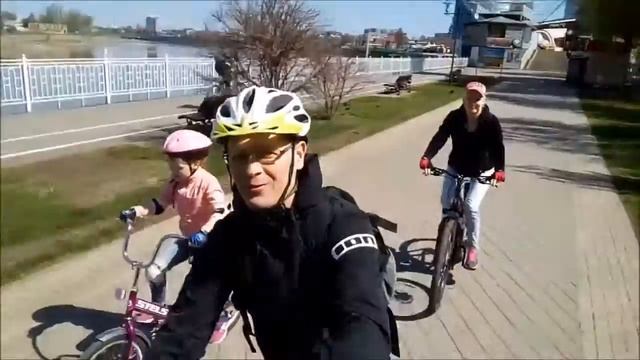 Катаем в парке на затоне
