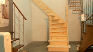 Сборка деревянной лестницы, модель 2.25