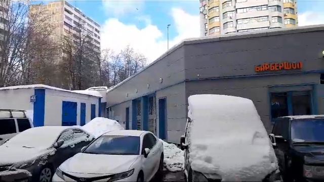 Осмотр входной группы квартиры № 215