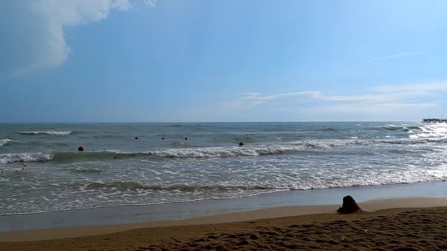 Черное море во время дождя