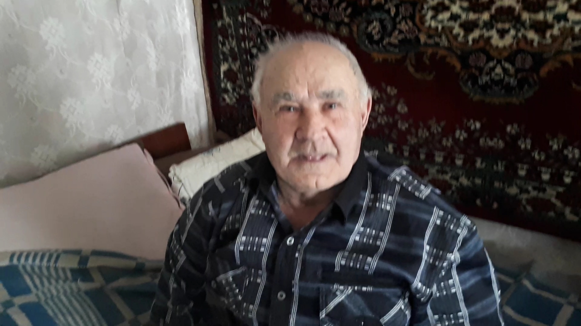 Ветеран войны не достоин достойного жилья.