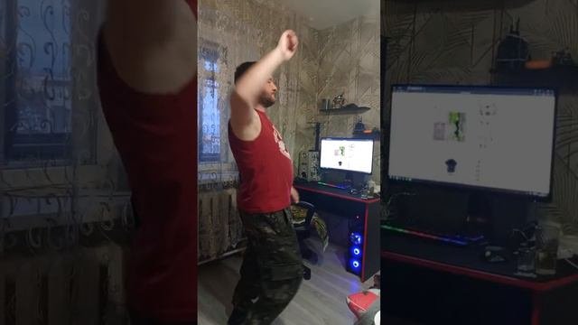 танцы в день рождение 😁🕺🕺🕺🕺🕺🕺