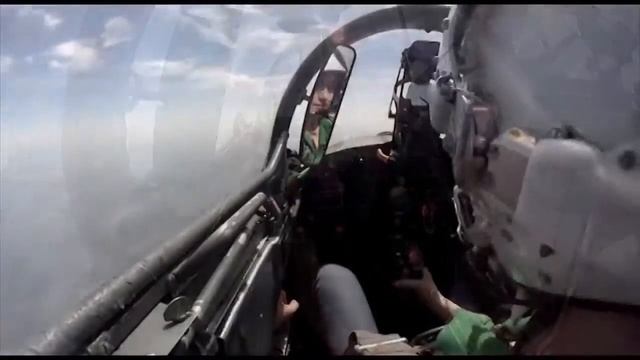 Барышня летчик