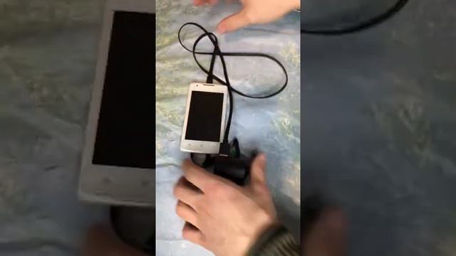 проверка товара для зарядки телефона