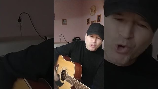 Душу разрывает эта песня!!! А память плачет..