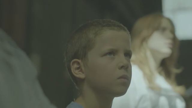 M83 'Midnight City' Official video - смотреть видео онлайн от «Timeless Romance» в хорошем ...