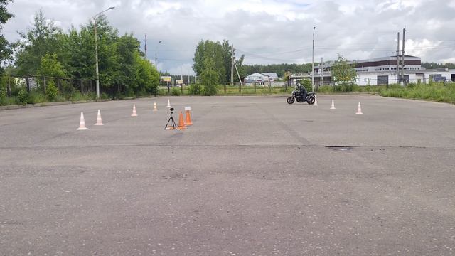 Gymkhana 2022 stage 2 / Афиногенов Алексей Honda CB400SF / fall