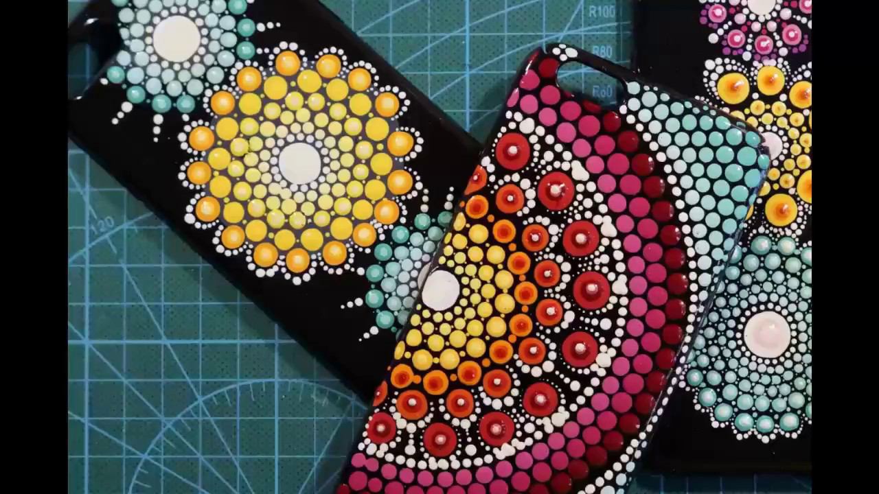 Точечная роспись (point-to-point) в технике dotart (dotwork) чехла для телефона.