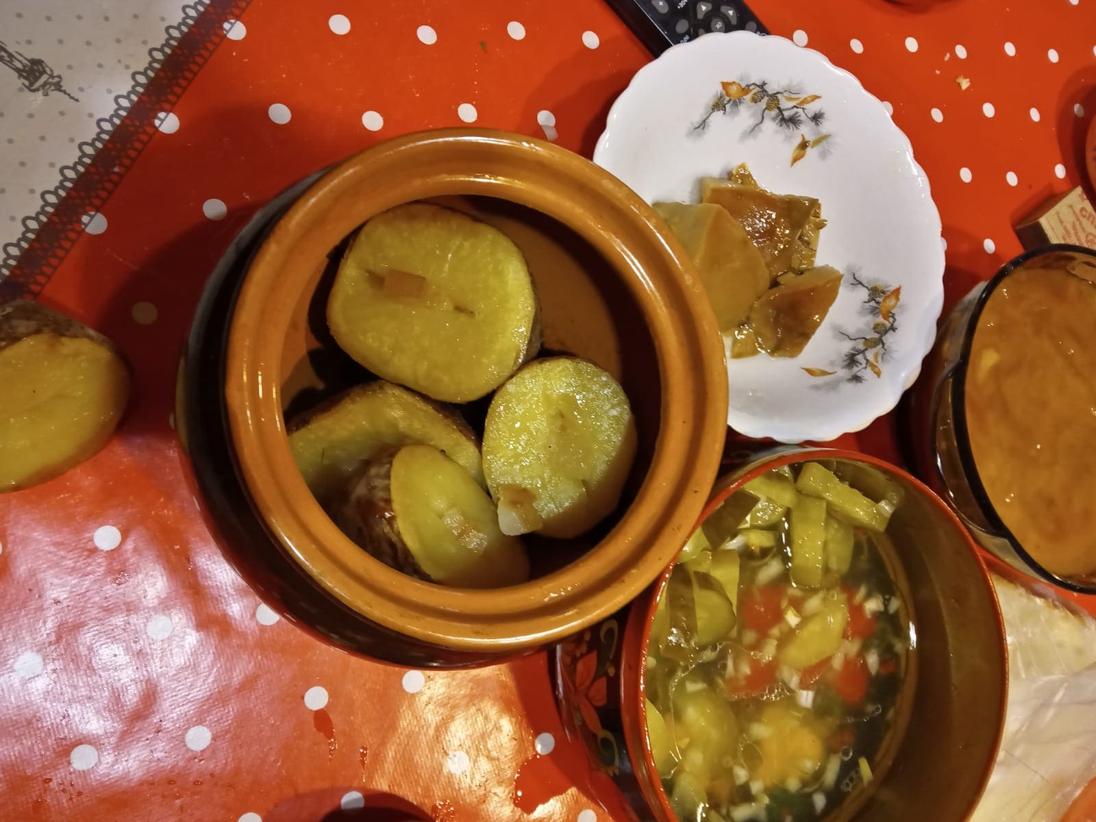 Запечёный картофель и яйца. Вкусняшка.