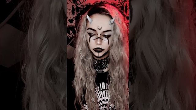 Надеюсь ты не знаком с депрессией #косплей #cosplay #demon #demoncosplay #грим #демон