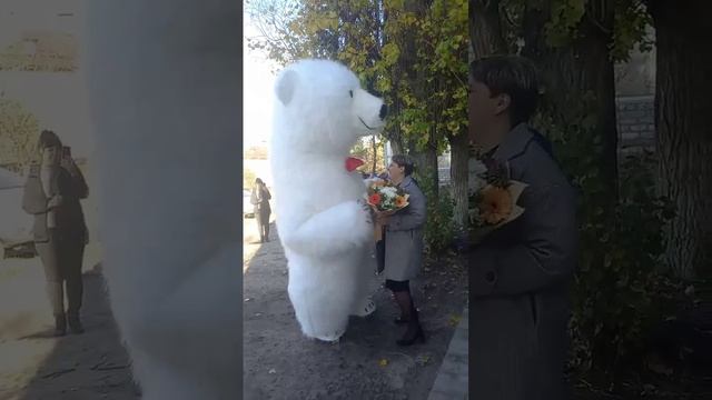 Видео от БЕЛЫЙ МИШКА МАКС! УРЮПИНСК_06