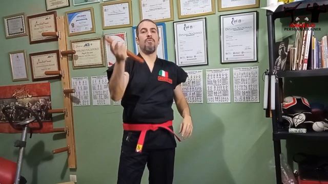 Nunchaku lezione n°20: COMBO LIVELLO INTERMEDIO ?? КОМБИНАЦИЯ ПРОМЕЖУТОЧНОГО УРОВНЯ.mp4
