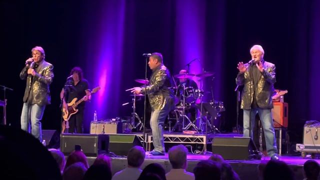 The Vogues - You're The One - July 9 2023 – смотреть онлайн видео от ...