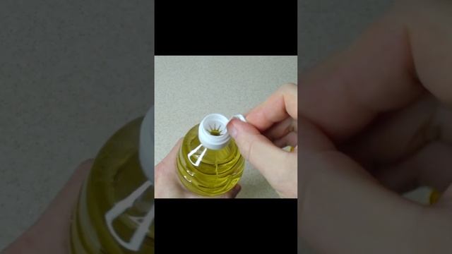 ЛАЙФХАК С ПОДСОЛНЕЧНЫМ МАСЛОМ! ЭКОНОМИЯ МАСЛА ЛЕГКО! СЕКРЕТ КРЫШКИ
