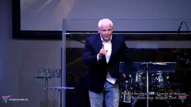 Небесные дворы. Роберт Хендерсон 1 часть