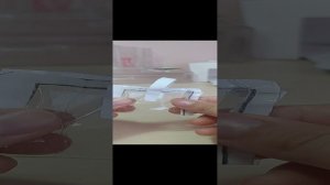 распаковка подарка от подруги для Арти