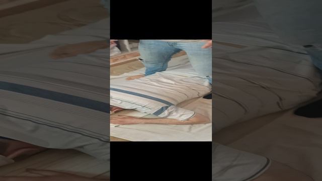 Вправление позвонков лежа на полу, вытяжение и мобилизация. ОБучение мануальной терапии от  Гудвина.