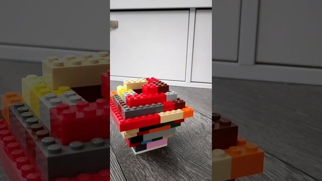 LEGO ваза