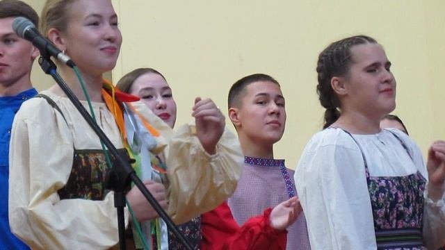 русская песня. "осенью, летом, весной и зимой"