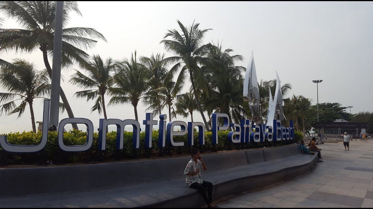 Тайланд 2023. Начало сезона дождей. Джомтьен. Народа нет! Паттайя.