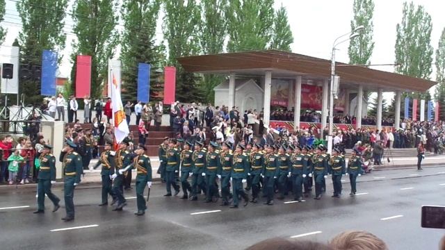 Парадный строй 9 мая