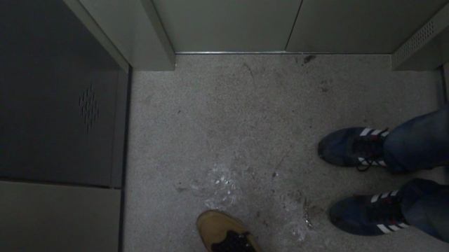 Электрический лифт V=1 м-с, грузоподъемность 400 кг (1295)