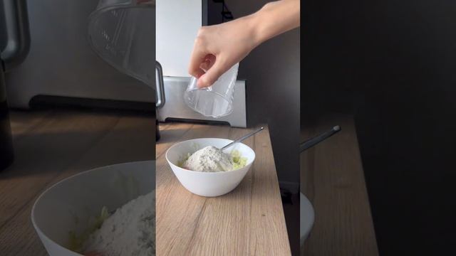 готовим кабачковые вафли??? #food #еда #рецепт #вафли #рецепты #кабачковыевафли