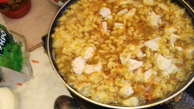 Готовлю вкусные тушеные макароны с филе курицы