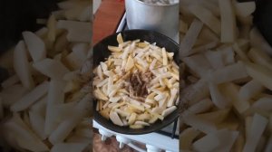 Жареная картошка с беконом