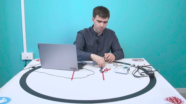 Занятие  6 Следование по широкой линии. Сборка робота.mp4
