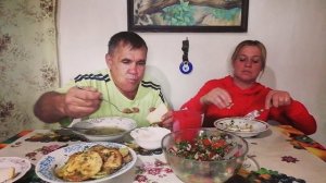 МУКБАНГ / Ужин аристократов. Главное чтоб стояло