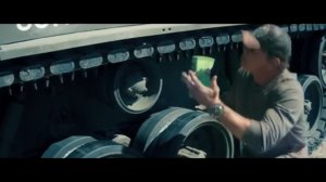 АРНОЛЬД Шварценеггер и его ТАНК