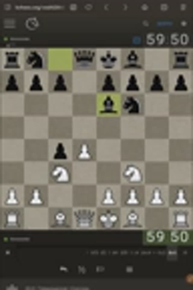 Попытки спасти разменную пешку на c4. Шахматы