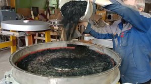 Рассев измельченной резины на вибросите