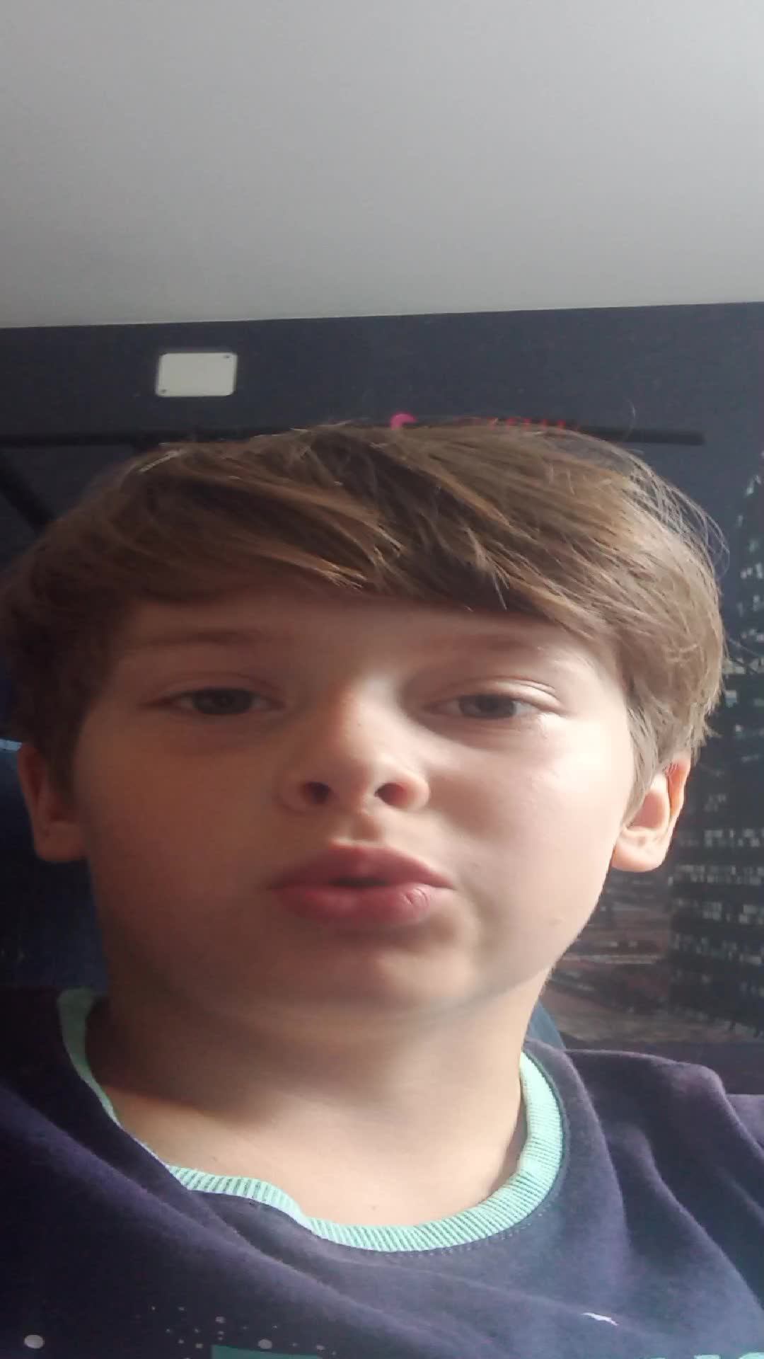 строю секретный комноту