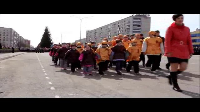 В День Победы поют Малыши России! Детские песни! Мой дедушка герой!