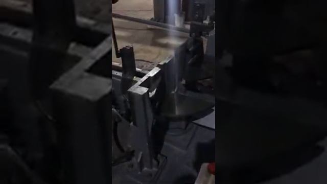 INDUSTRIAL 440X600