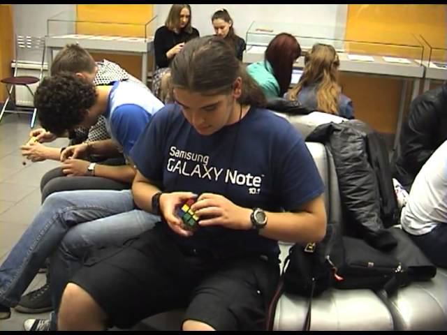 Кубик рубика - быстрая сборка