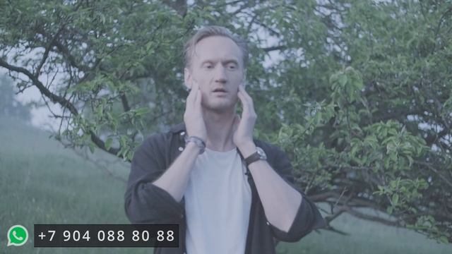 Телесный психолог Владимир Потапенко (Белгород) показывает, как разминать мышцы лица