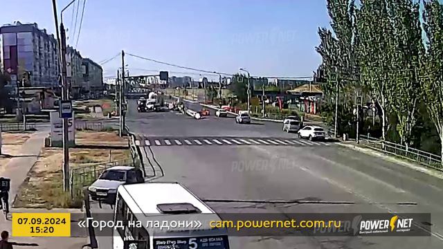ДТП (авария г. Волжский) ул. Карбышева - ул. Оломоуцкая 07-09-2024 15-20