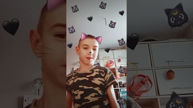Like_7157294201229563740.mp4