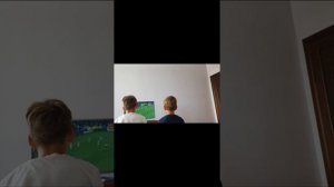 Первое видео Фанмили Тв