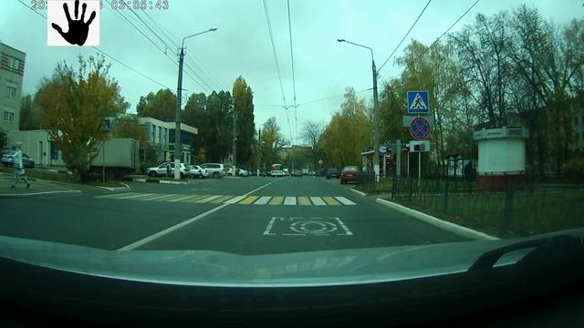 #50 Пропускаем со встречки вправо, плавно замедляясь