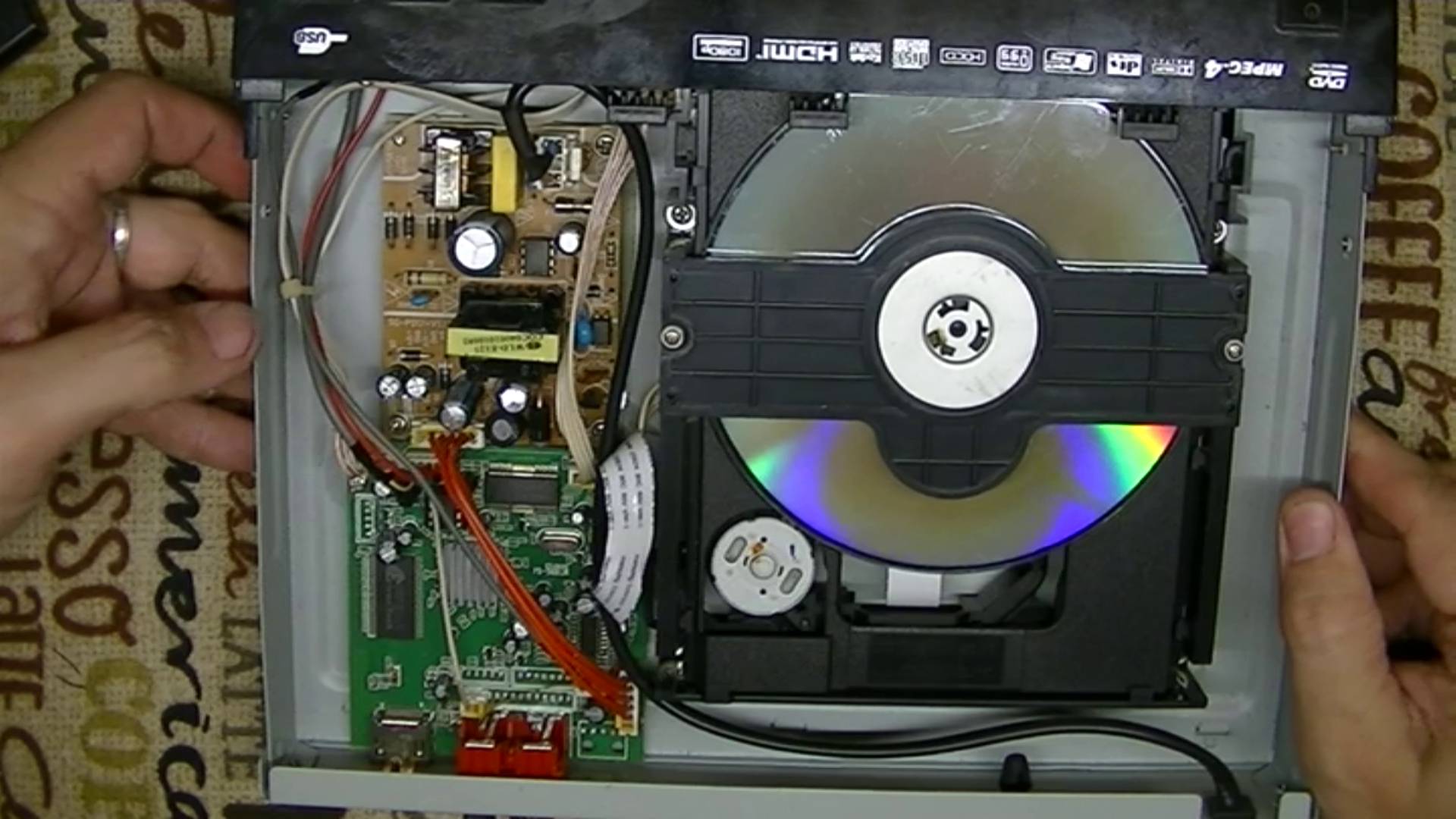 DVD BBK DVP751HD. Мотор шпинделя можно не менять. НЕстандартный ремонт мотора.