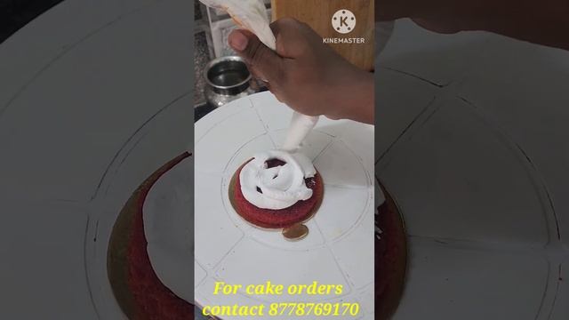 Mama birthday ku red velvet minicake thaan veanum sis....For cake orders contact 8072615584