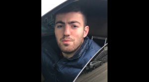 Парень из Москвы прокатился с медведем на Мерседесе