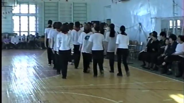 Смотр песни и строя 5 05 2001